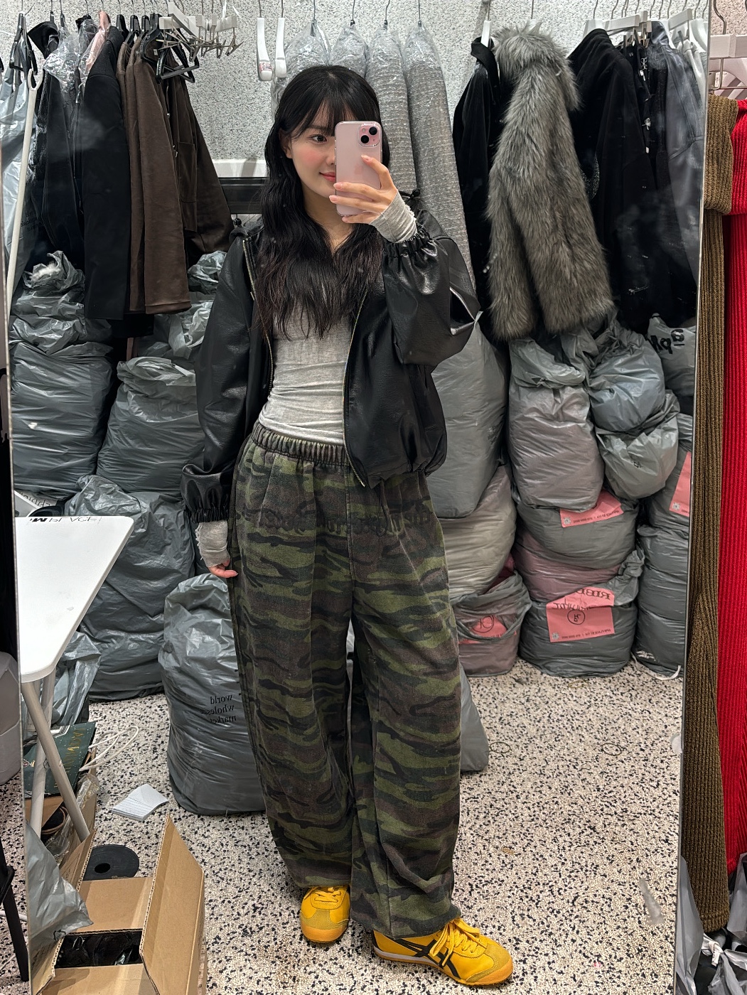 기무태리니 (@_____ttaer) 님의 게시물 | KREAM