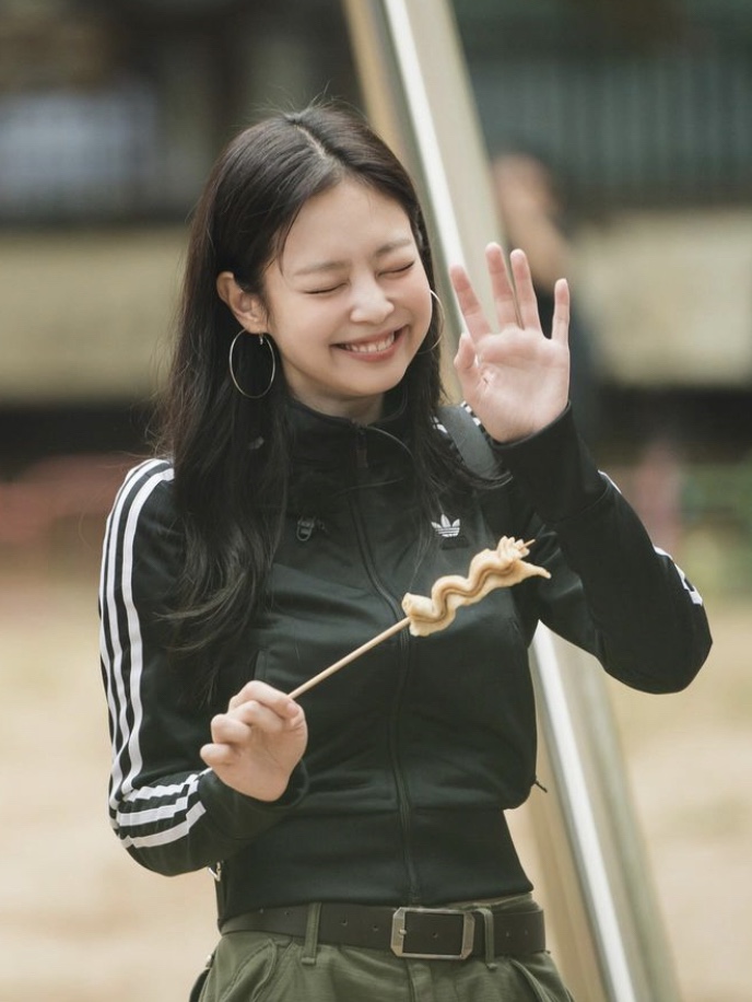 아녀유~~🍢 | KREAM