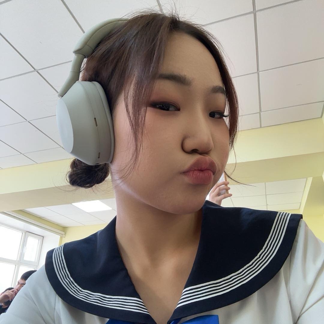 kh_ln (@jiso47) 님의 게시물 | KREAM