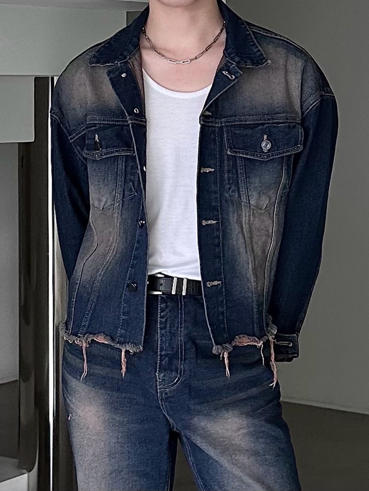 송정현 (@uc5c__) 님의 게시물 | KREAM