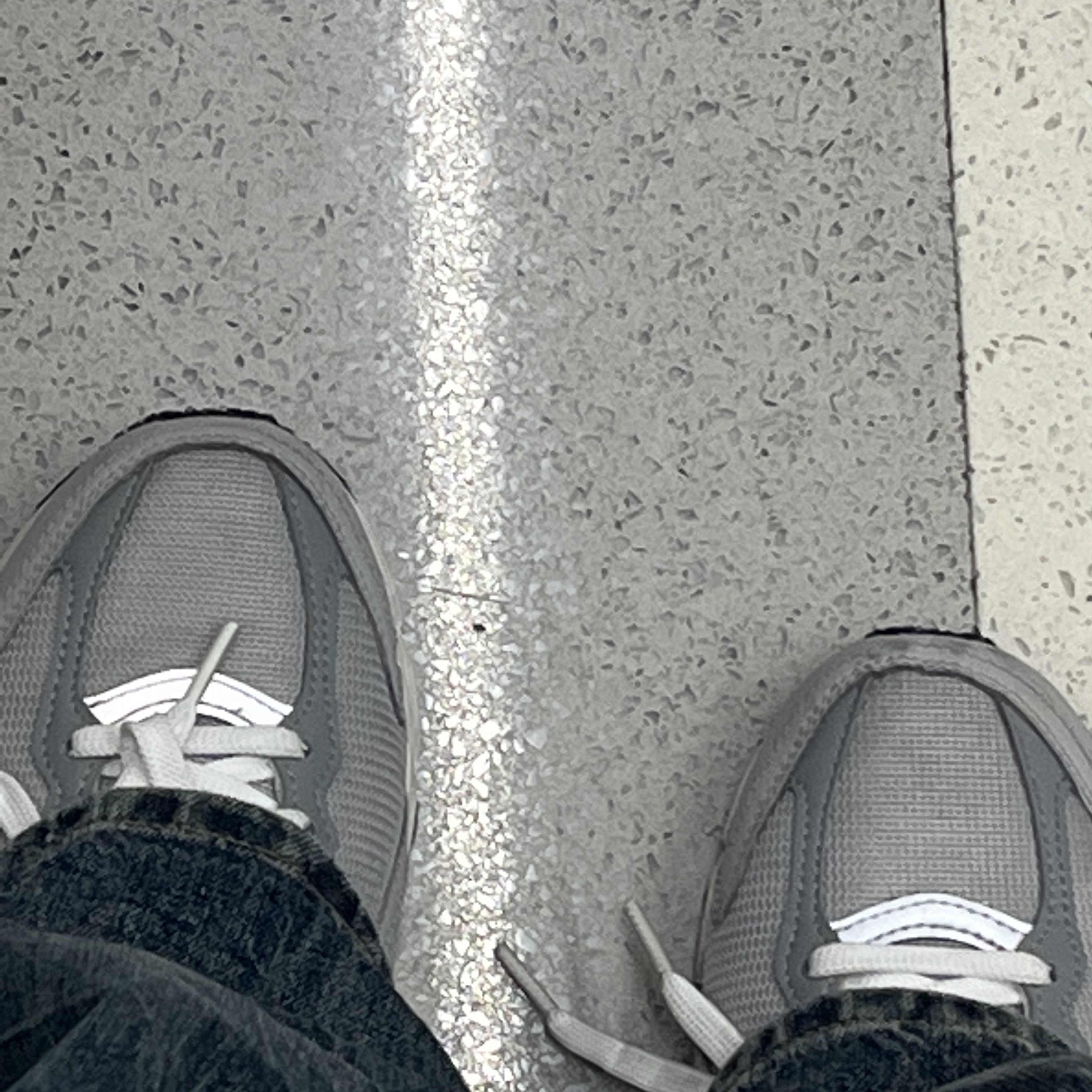 지니 (@hyun_jin_) 님의 게시물 | KREAM