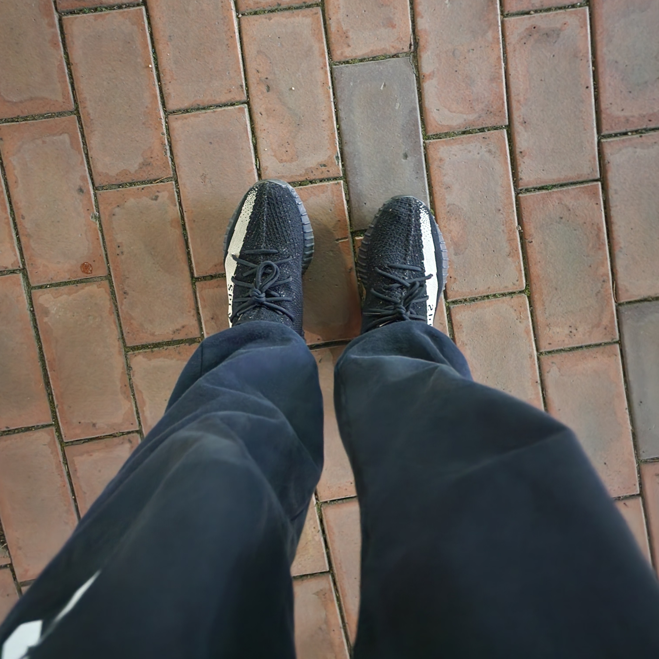 YEEZY Boost 350 Oreo | KREAM