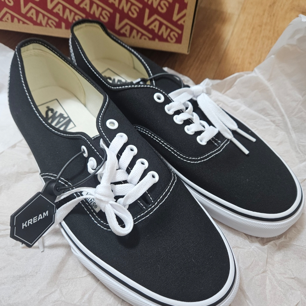 20cjh02 (@jxx_xxk00) 님의 게시물 | KREAM