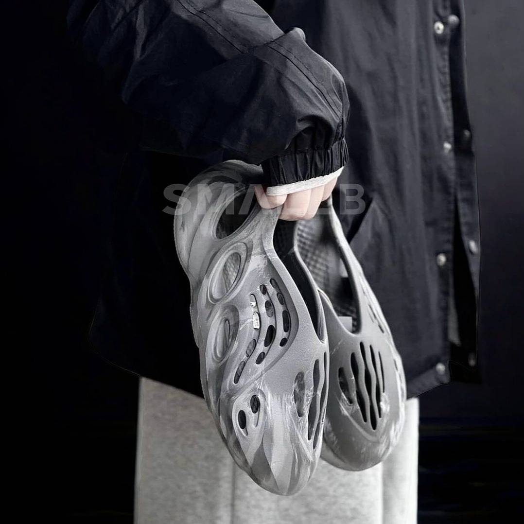 이~지폼 화강암!!! | KREAM