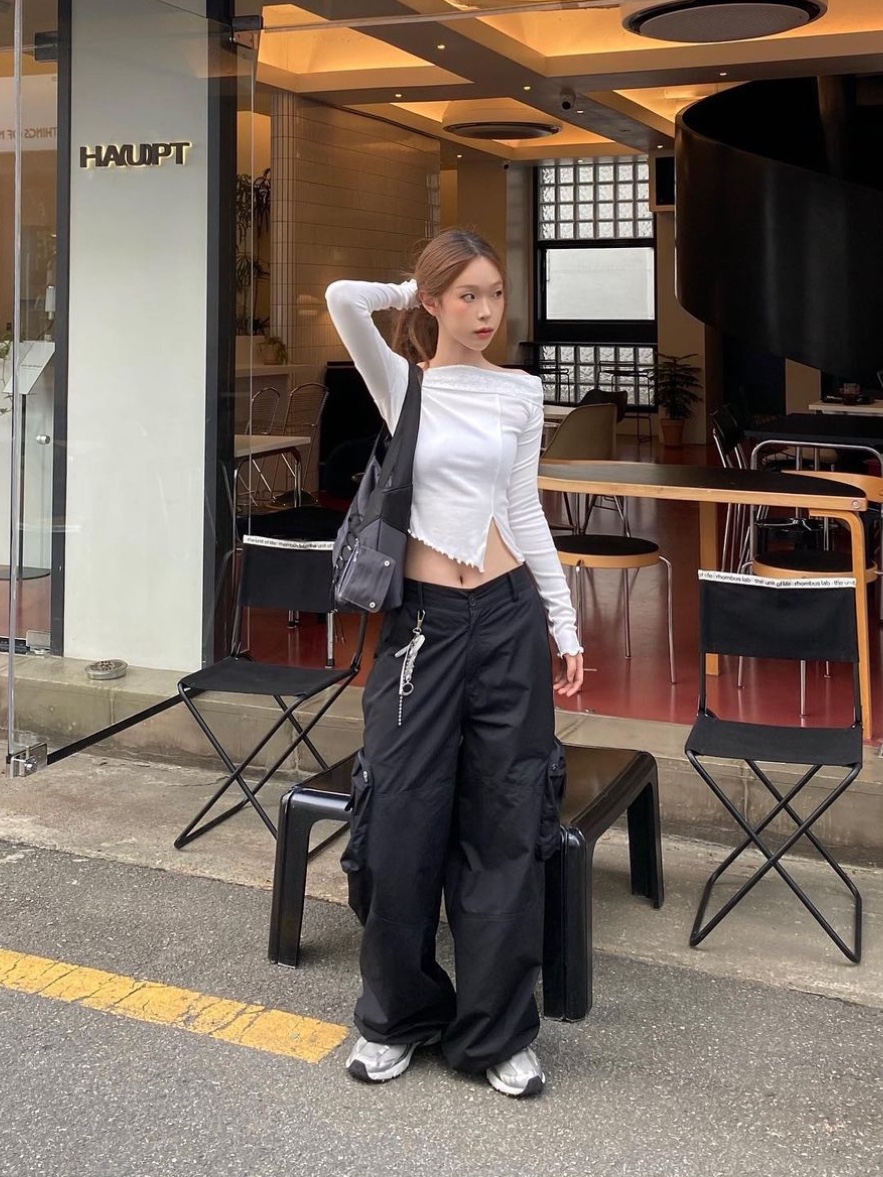 무채색 코디 😎 | KREAM