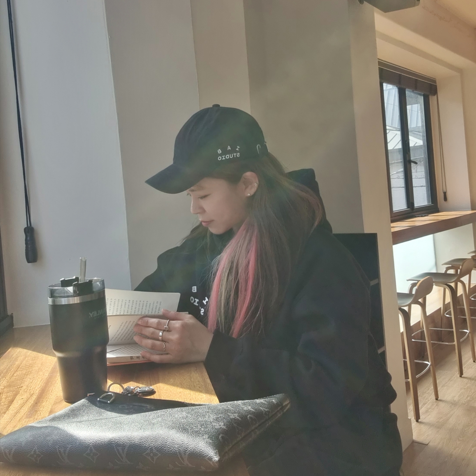 모자개시+ | KREAM