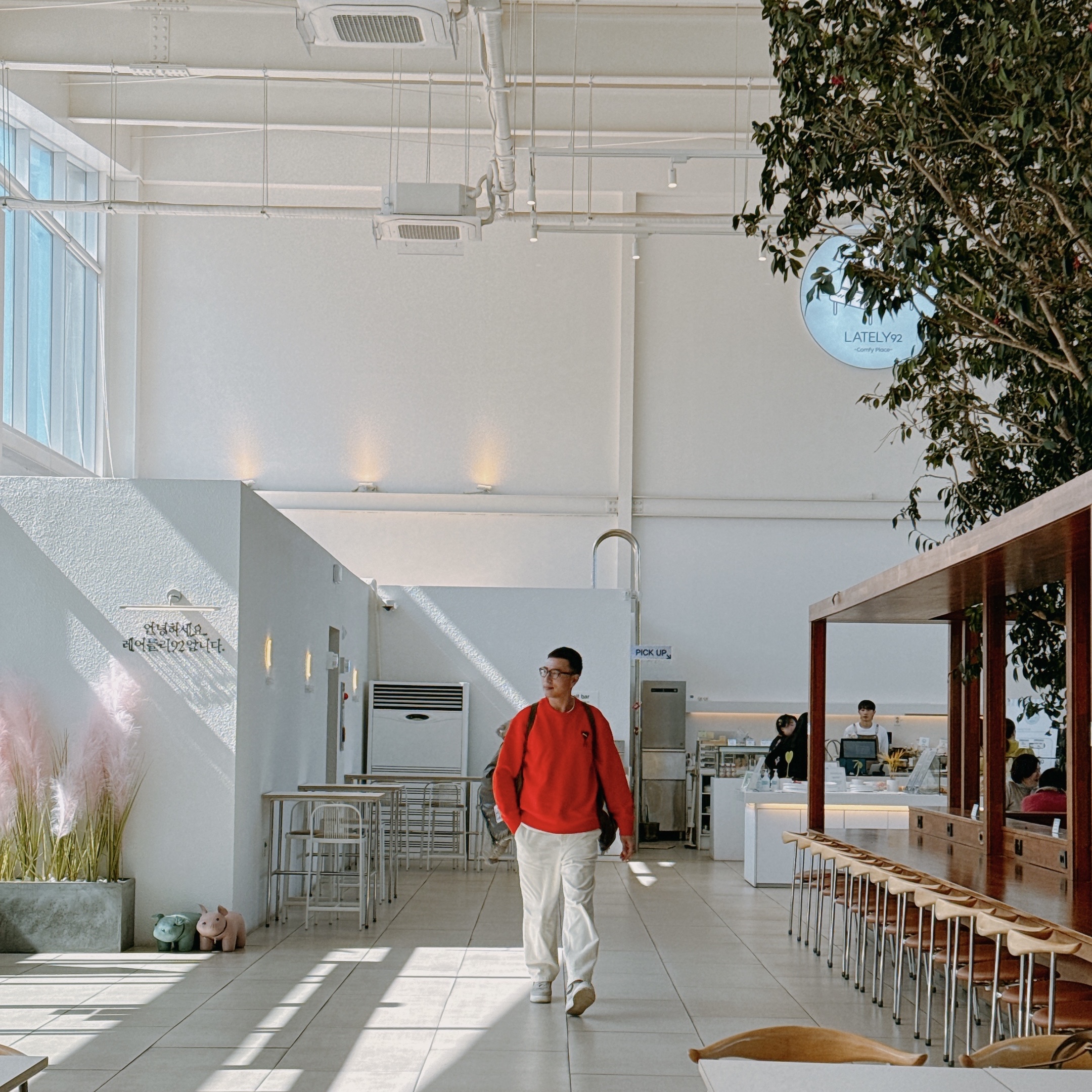 층고가높고#또다른공간도있어서좋았던대구 | KREAM