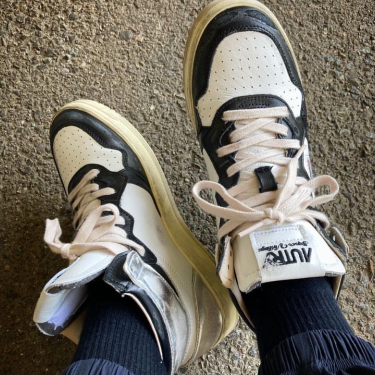 뇸뇸 (@mimisp) 님의 게시물 | KREAM