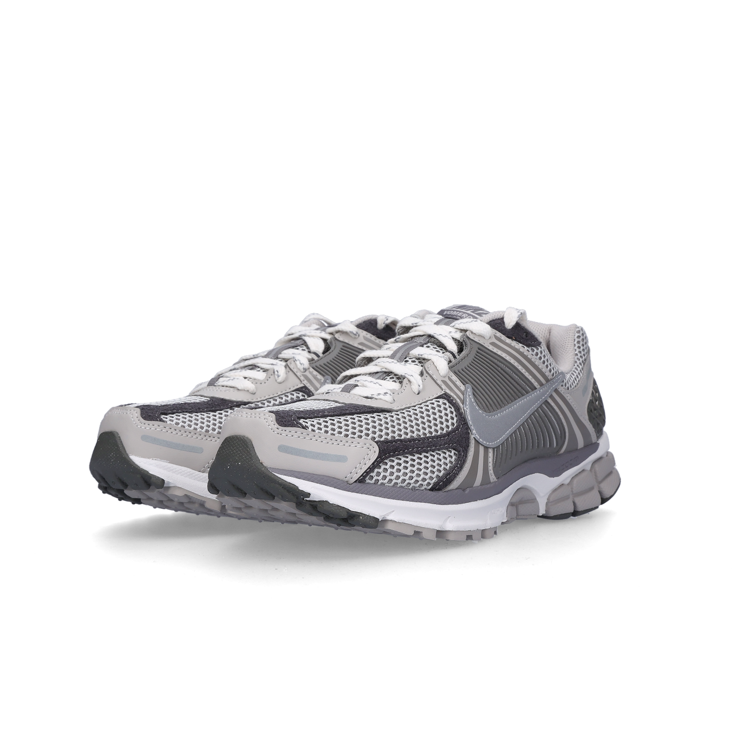 나이키 줌 보메로 5 프리미엄 라이트 아이언 오어 앤 플랫 퓨터 | KREAM