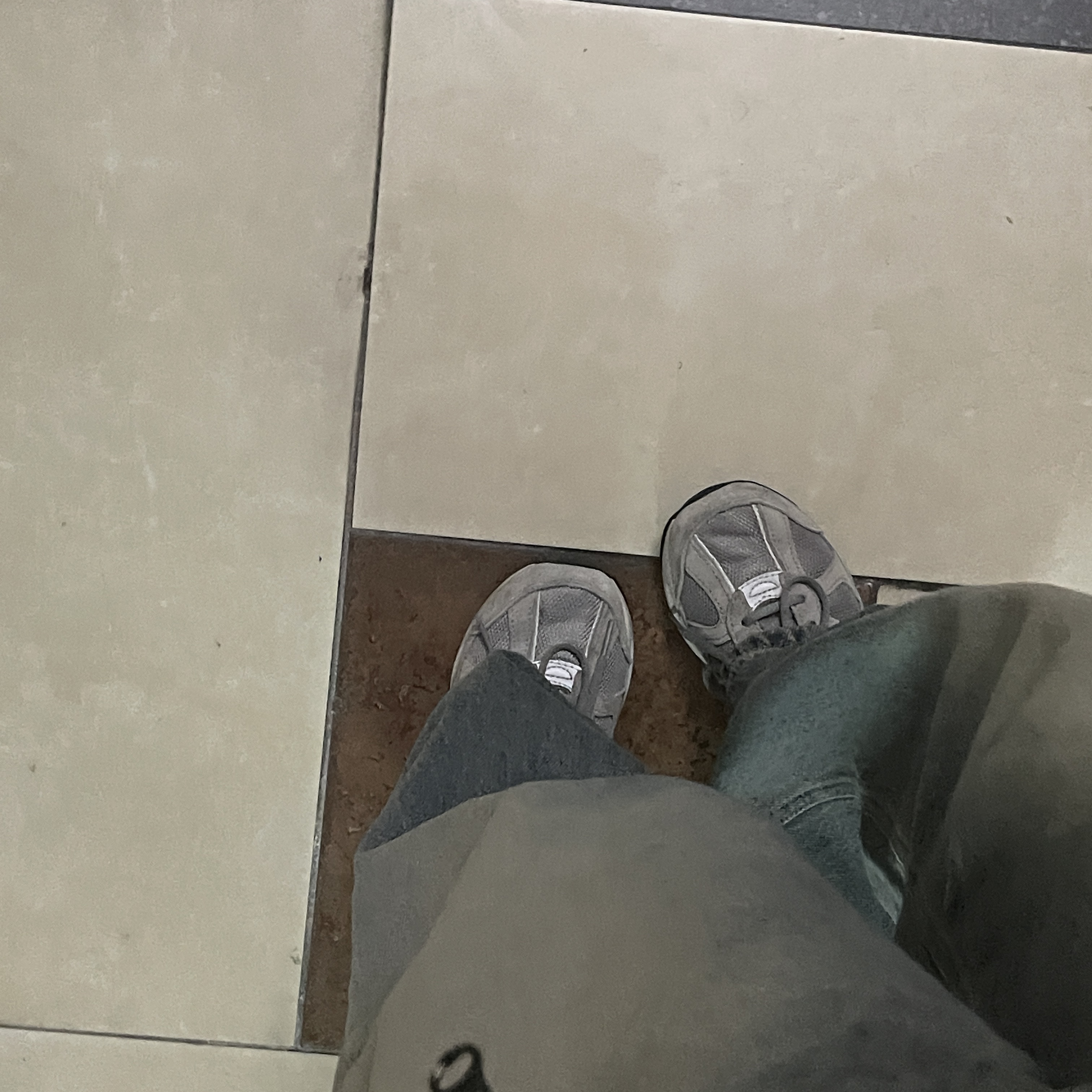 2년 전 크림에서 산 뉴발878 👟 | KREAM