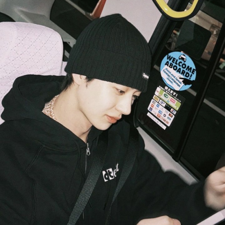 슈프림 비니 살 or 말? | KREAM