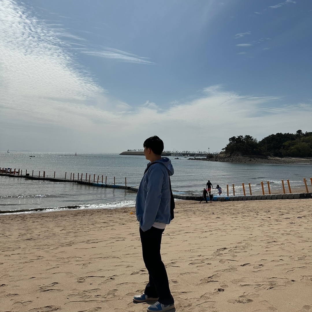 c_kddn (@c_kddn) 님의 게시물 | KREAM