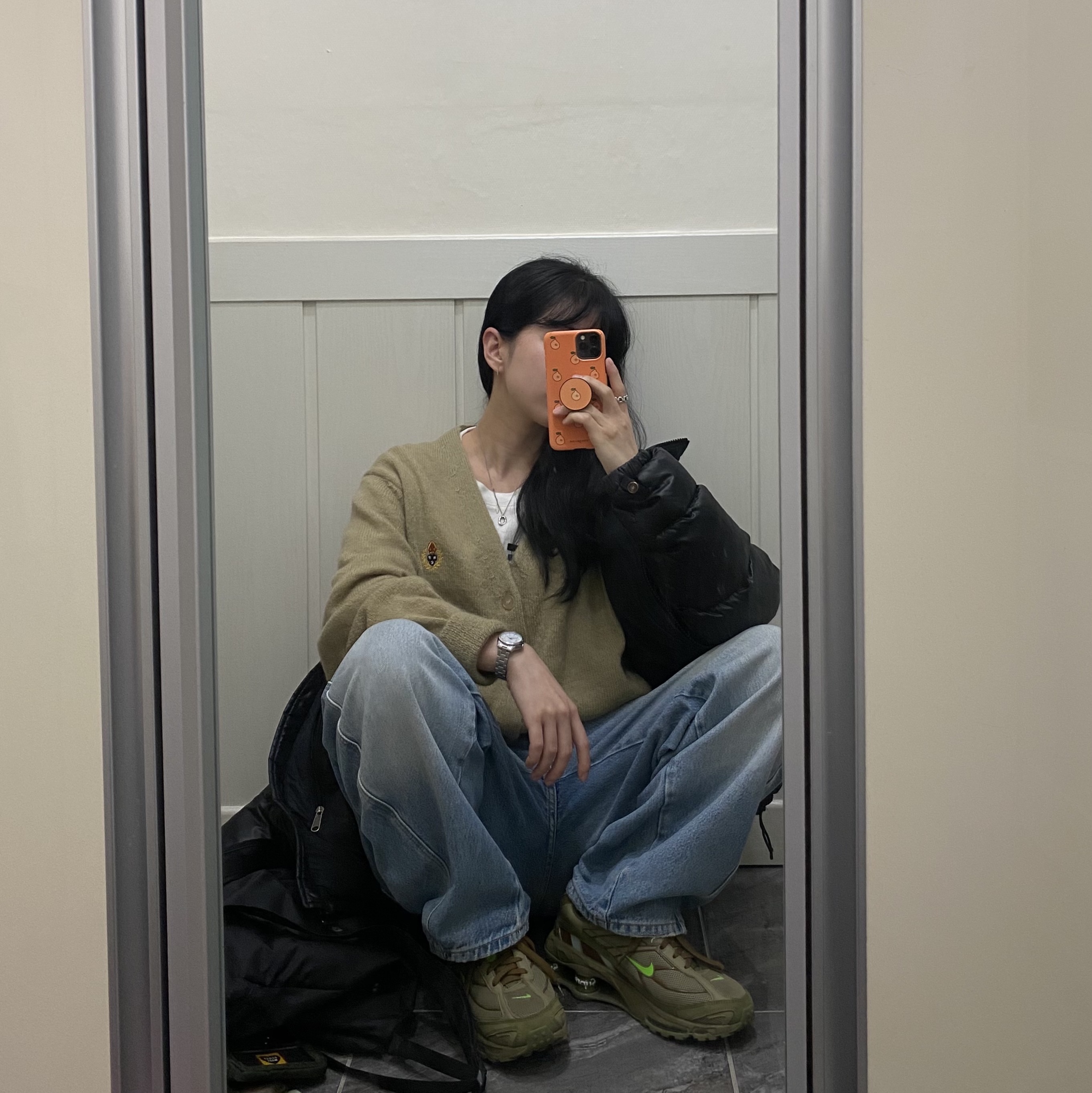 insta: @jung... (@jung.222) 님의 게시물 | KREAM