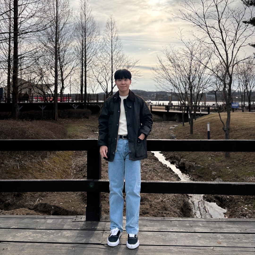 Ahn (@ready_q) 님의 게시물 | KREAM