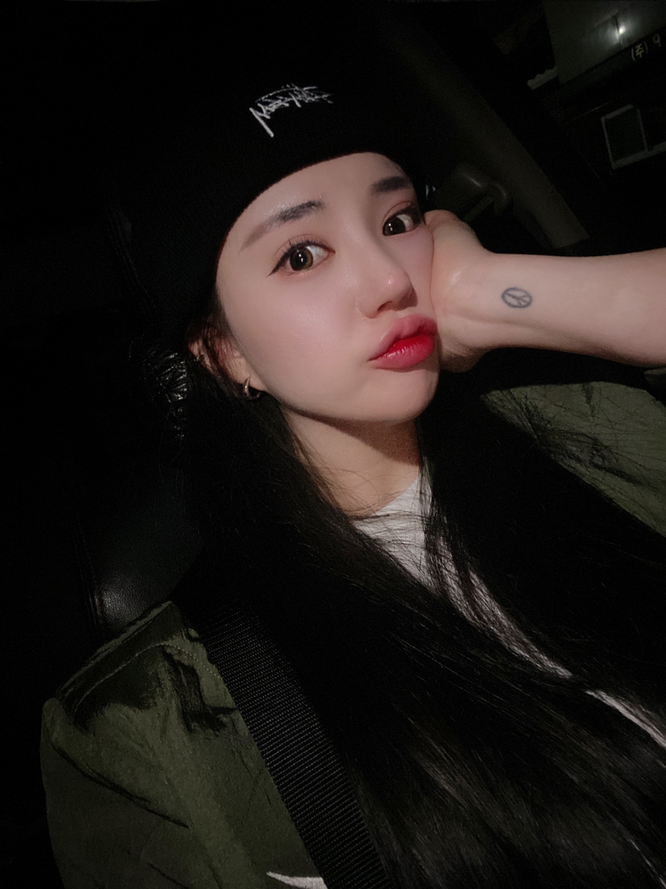 핼둥 (@xx__hr) 님의 게시물 | KREAM