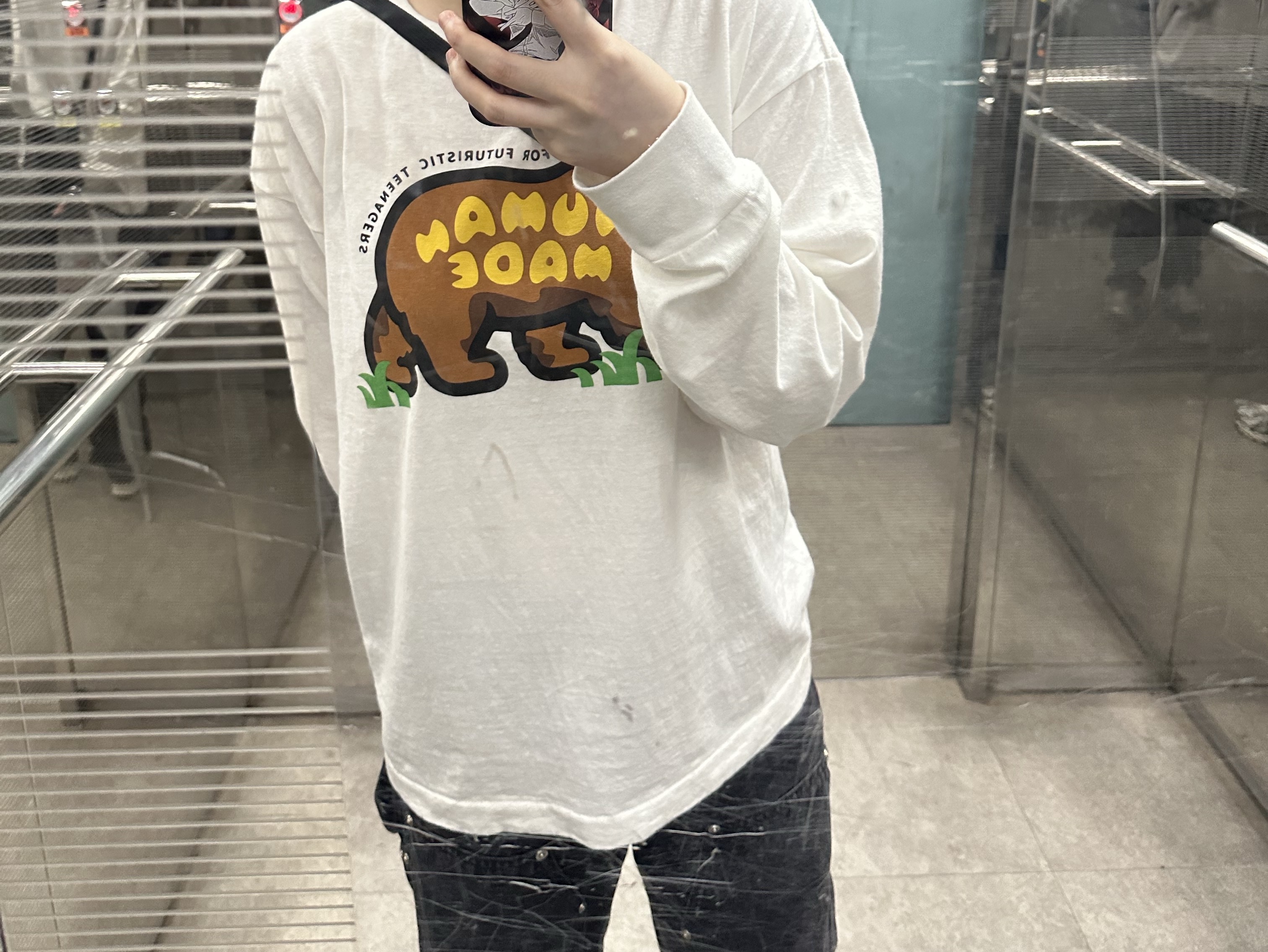 (@golocat) 님의 게시물 | KREAM