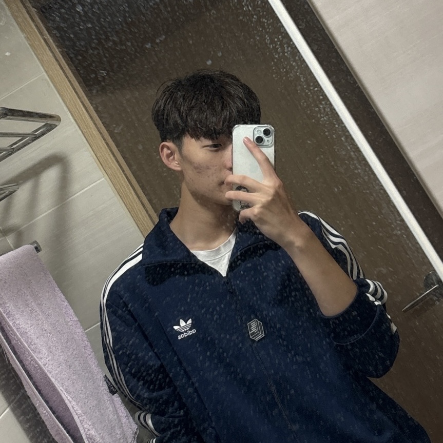 183cm 65kg XL입니다 | KREAM