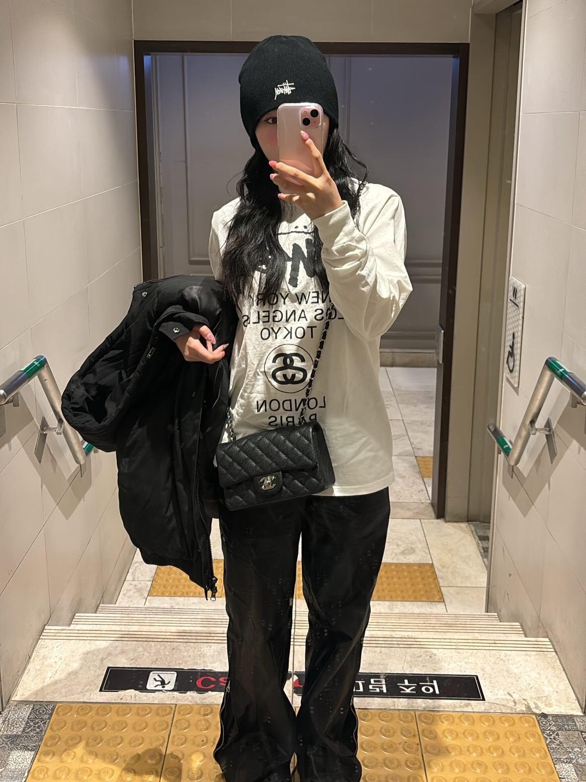 기무태리니 (@_____ttaer) 님의 게시물 | KREAM