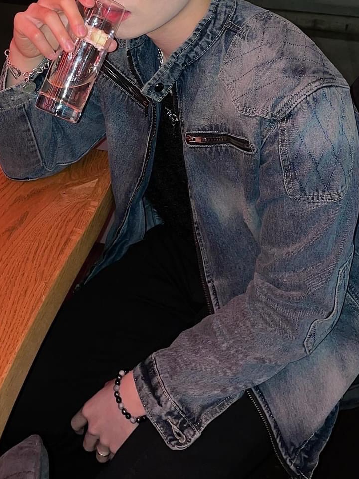 송정현 (@uc5c__) 님의 게시물 | KREAM