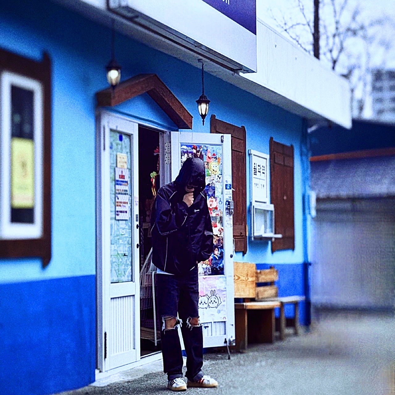 덥다춥다 미치겠네 | KREAM