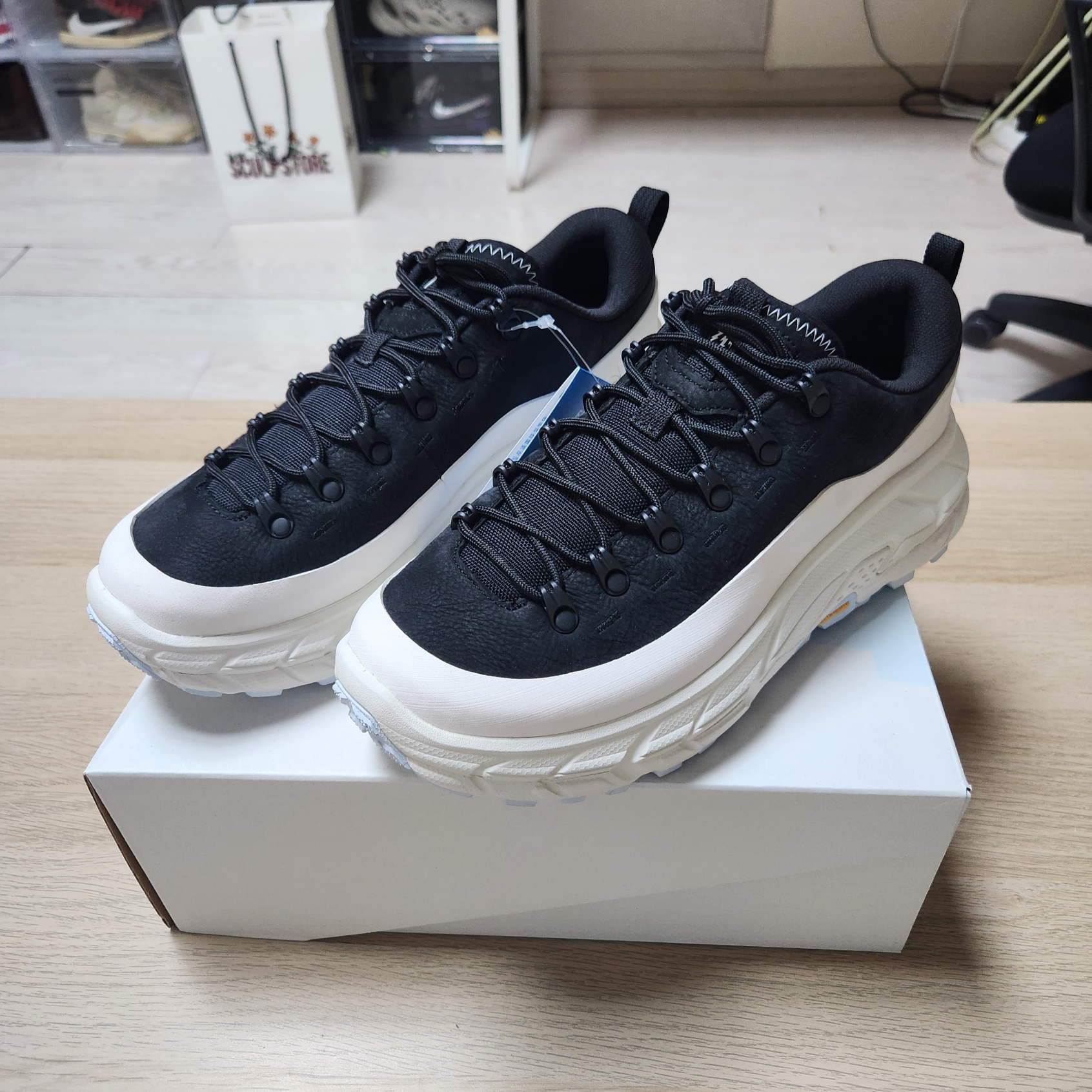 호카 히든캐릭터스 토르 서밋2 WOW | KREAM