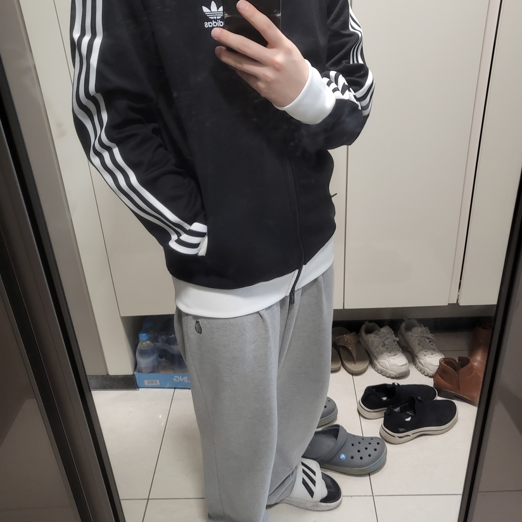 hihihihihi9929 (@rpk7i0) 님의 게시물 | KREAM