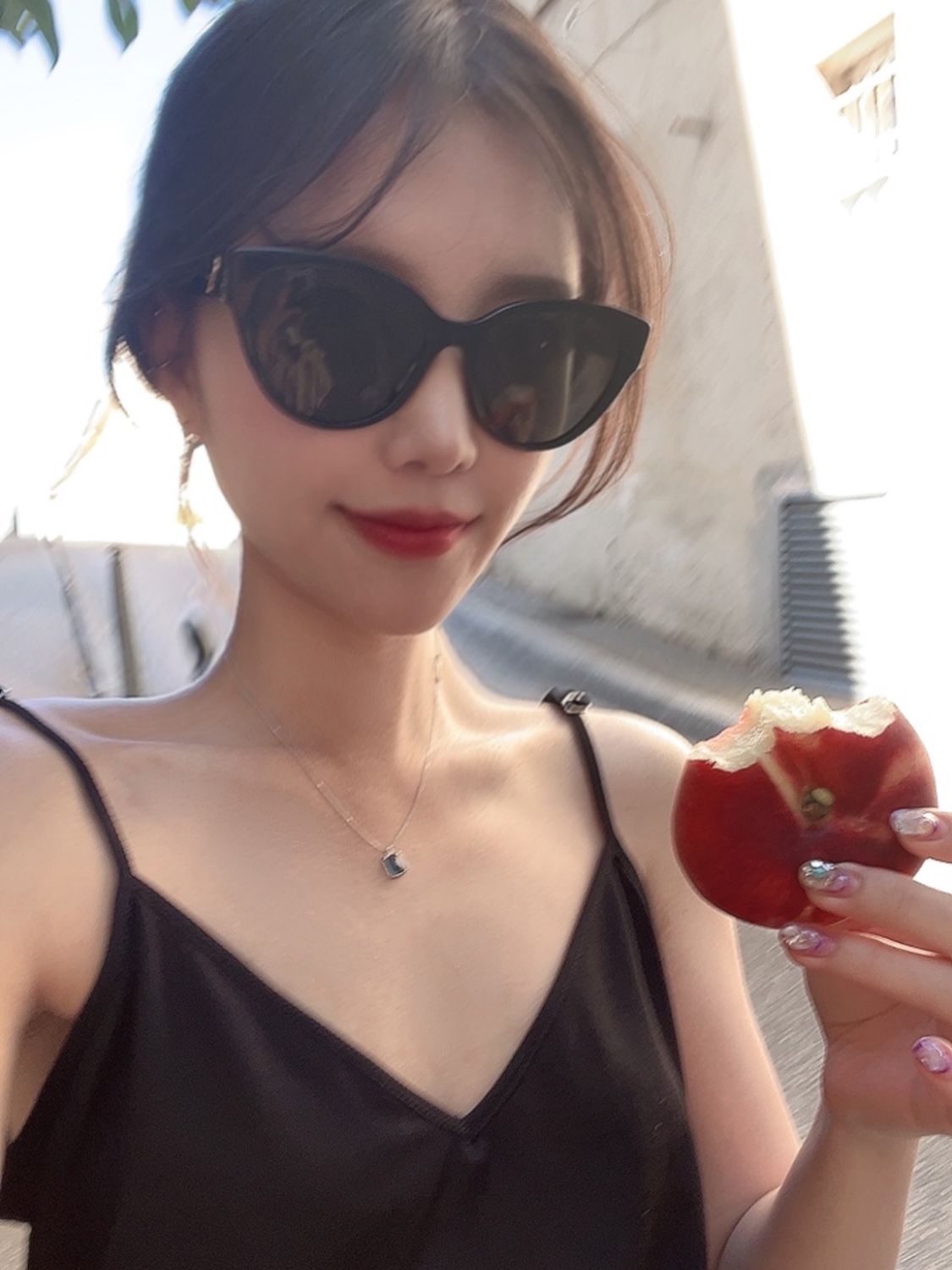 (@lovef8l) 님의 게시물 | KREAM