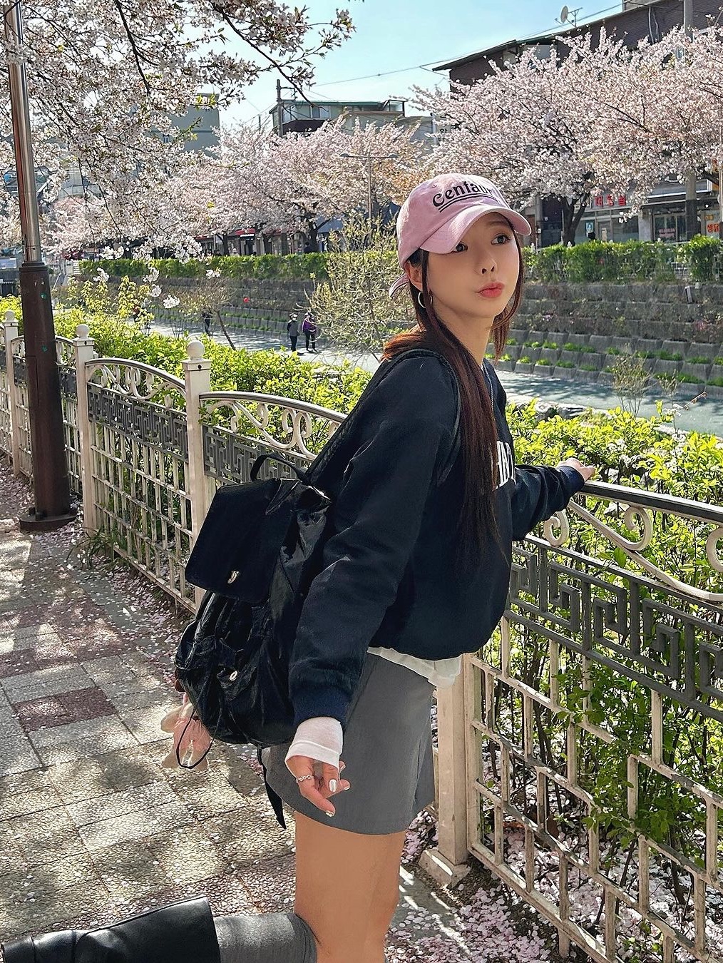 oneul.codi (@oneul.codi) 님의 게시물 | KREAM