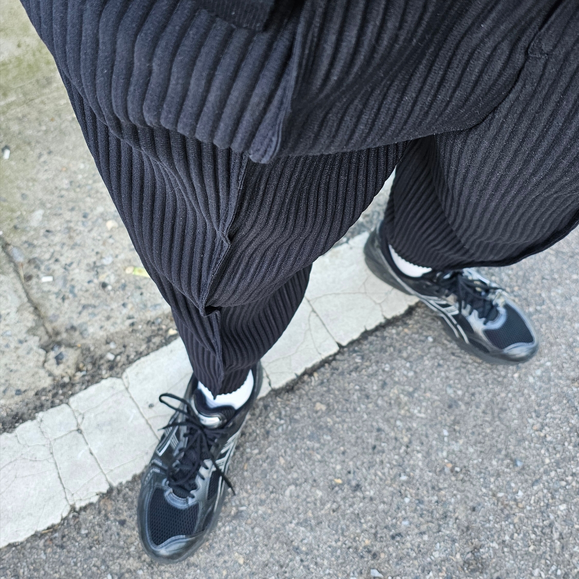 keunja81 (@saramagu) 님의 게시물 | KREAM