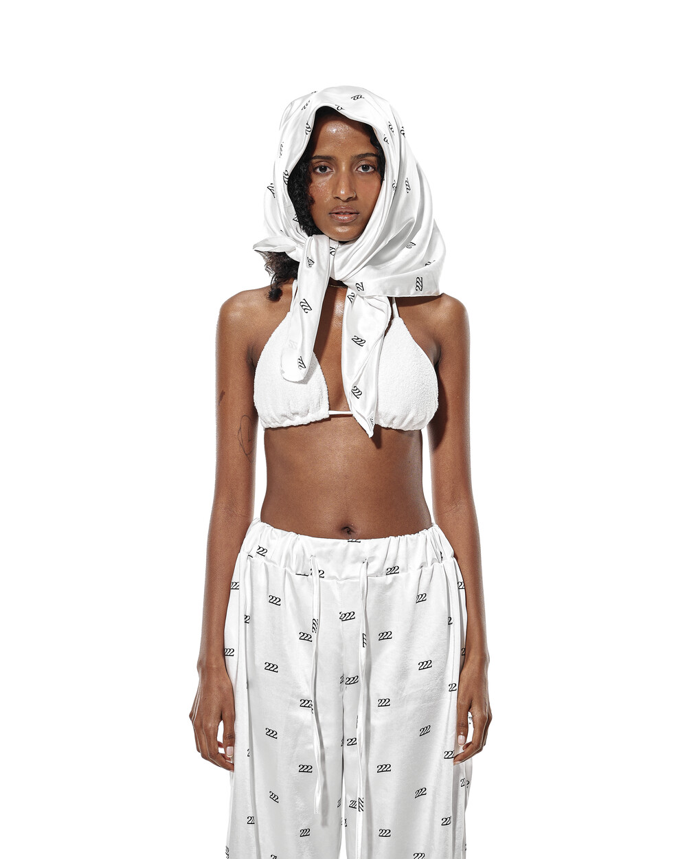 이투둘 쓰리웨이 스카프 001 | 222 | KREAM