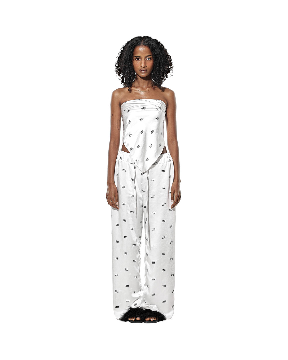 이투둘 팬츠 012 | 222 | KREAM