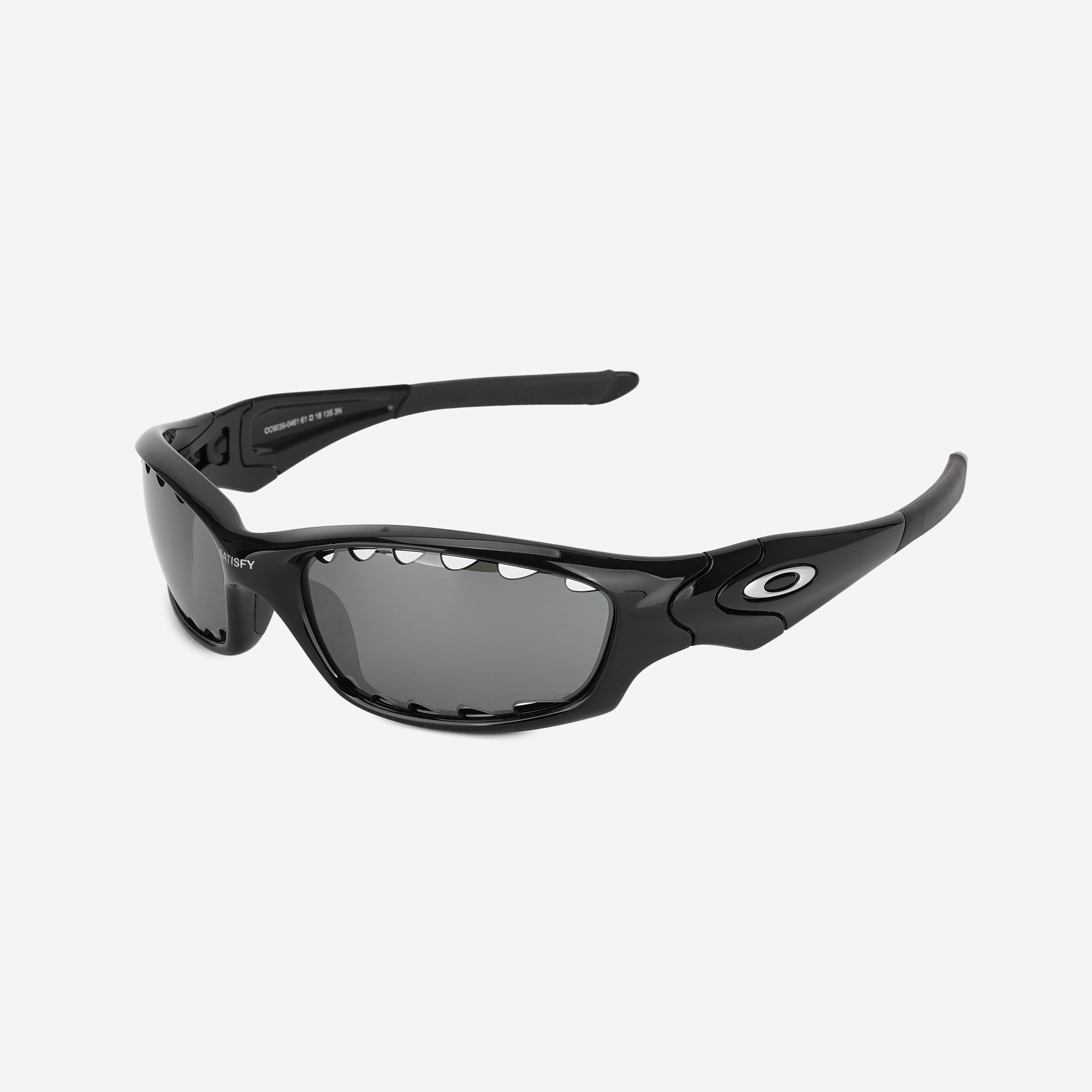 오클리 x 새티스파이 스트레이트 자켓 폴리쉬드 블랙 | KREAM