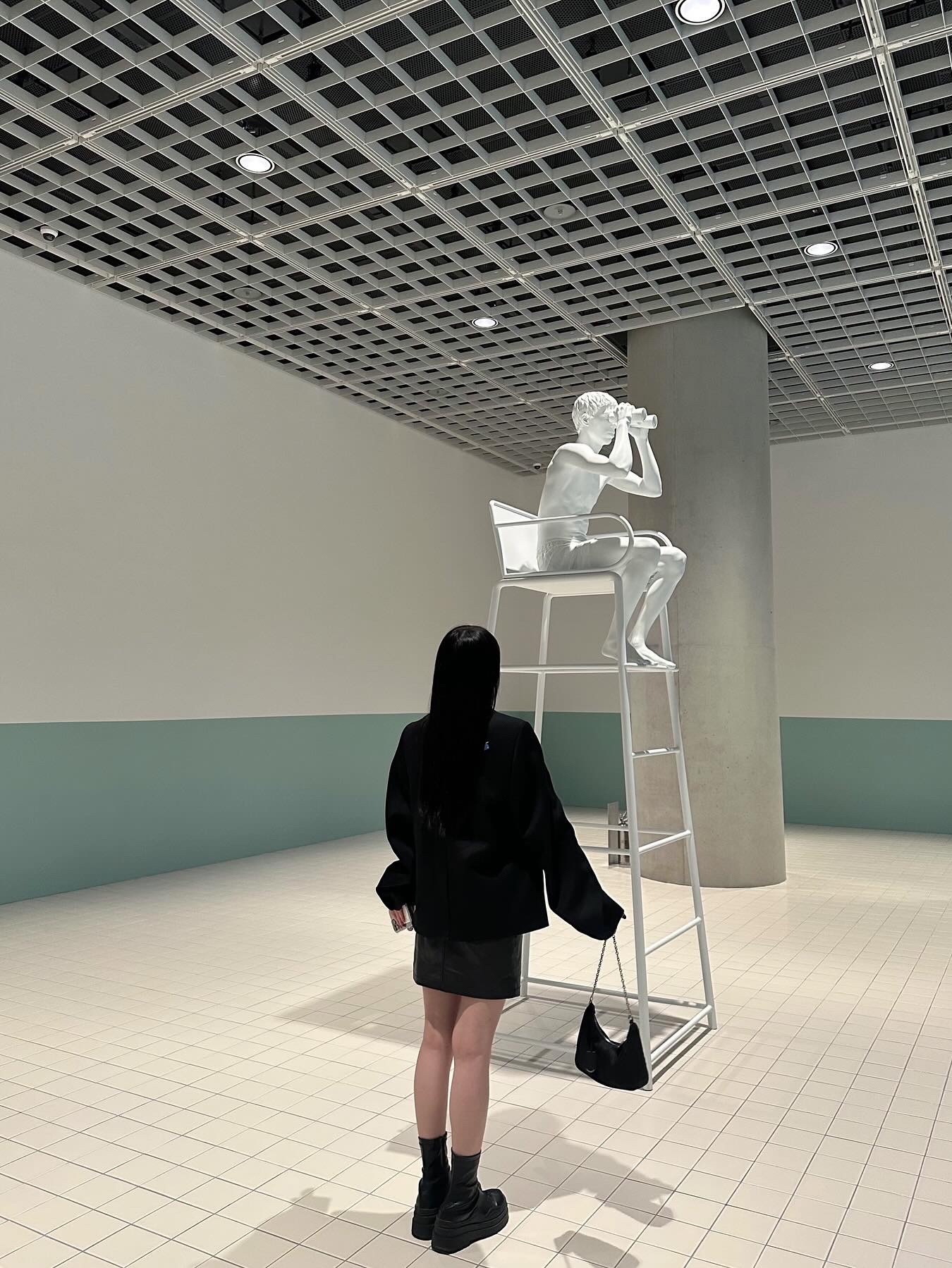 변달옹 (@d._.arong) 님의 게시물 | KREAM