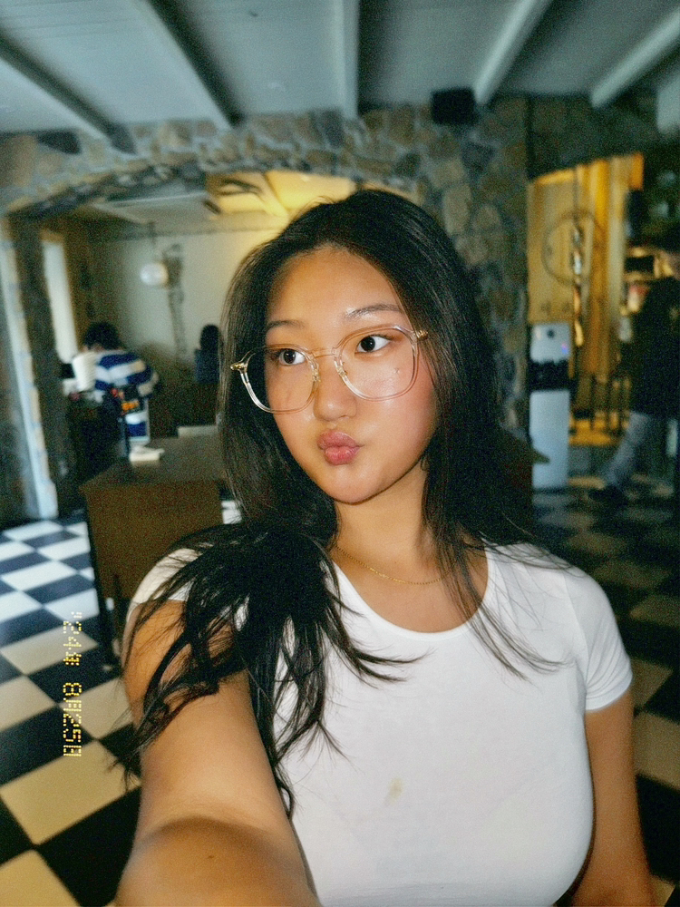 CURVEMODEL_YENA (@yejener) 님의 게시물 | KREAM