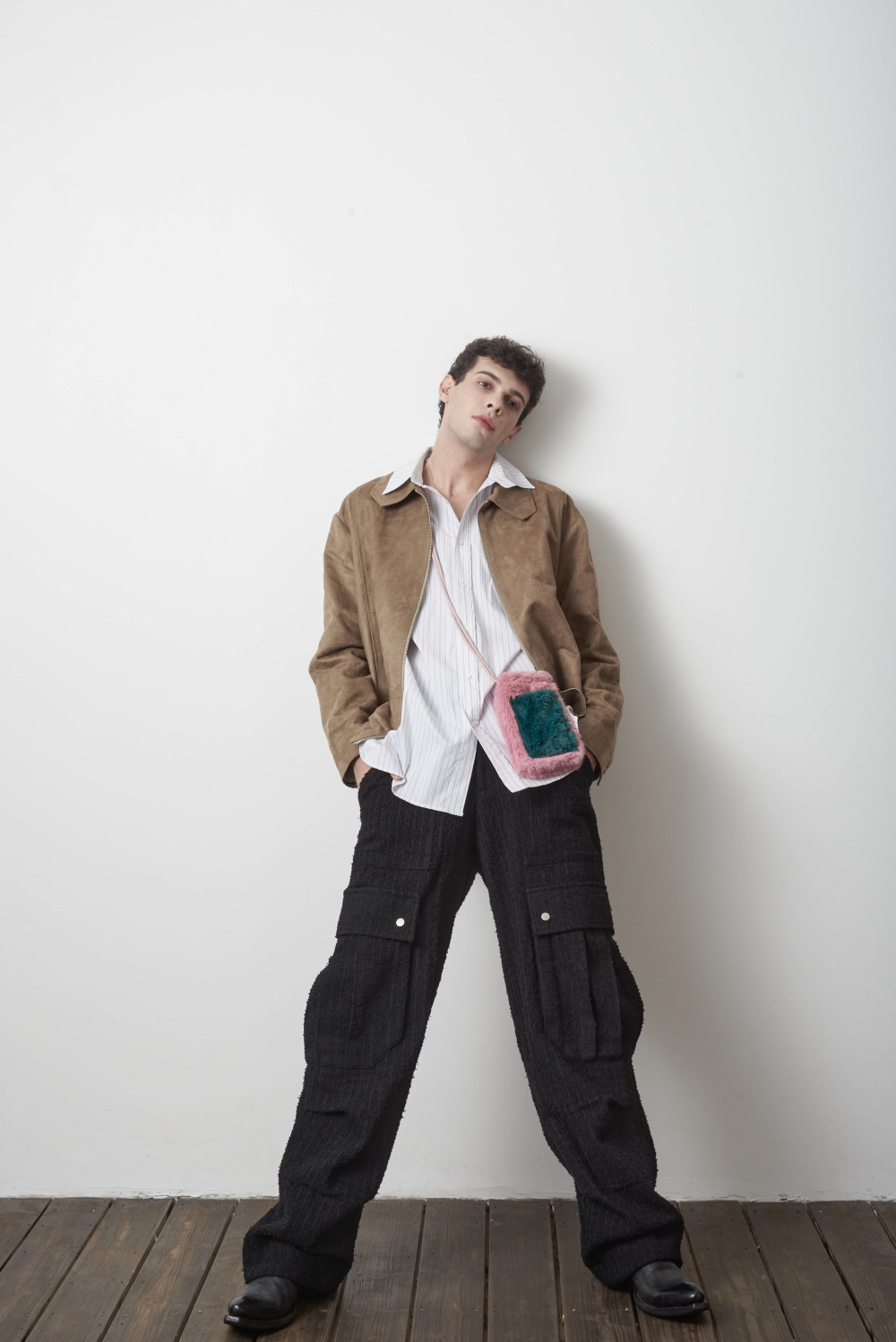 호노 리포트 퍼 미니 백 & 브로치 핑크 그린 | Hono Report | KREAM