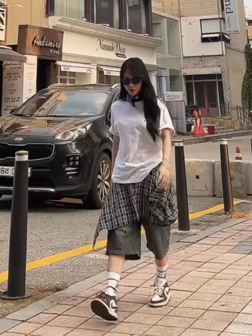 le_thuy (@vk5e0f) 님의 게시물 | KREAM