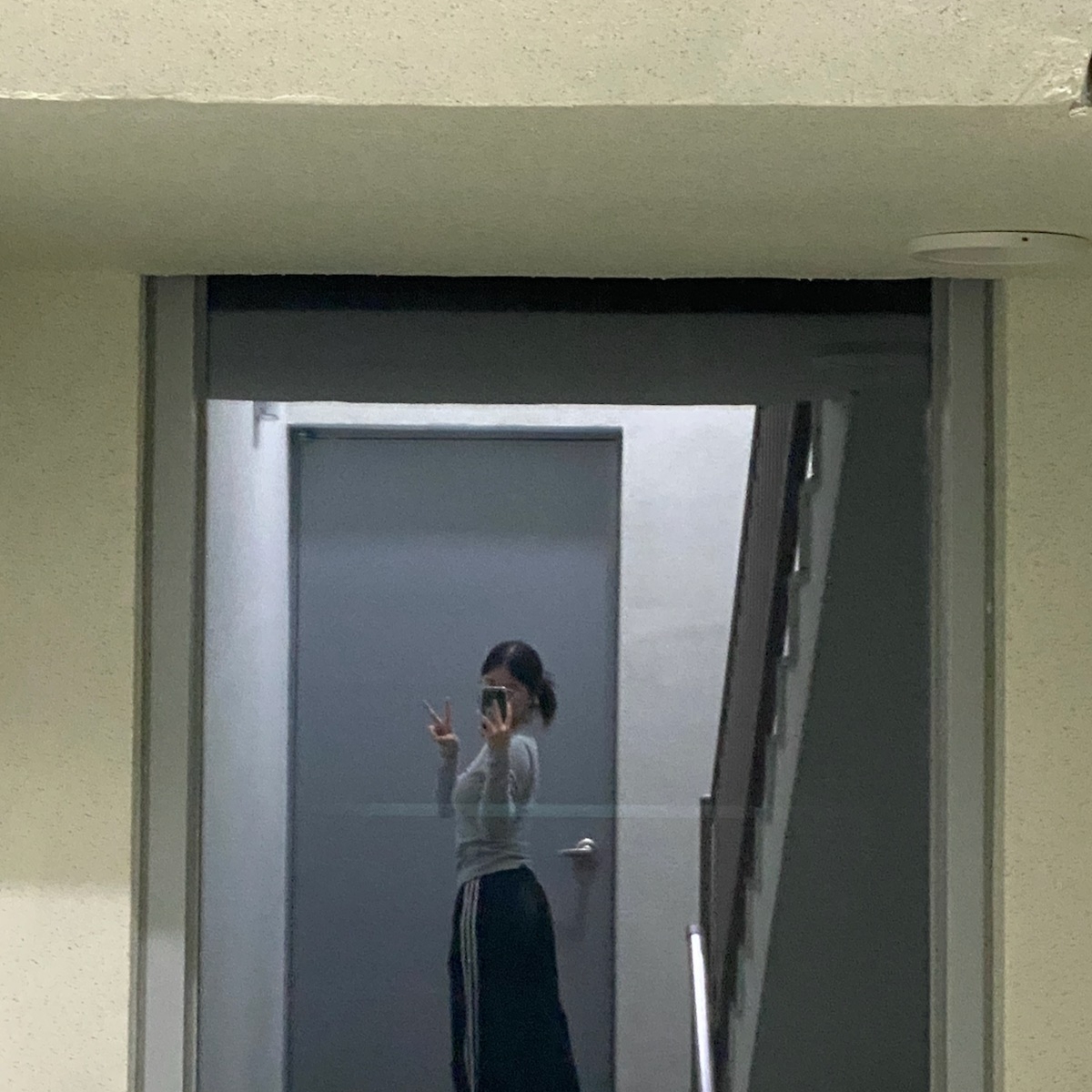 딸기사랑 (@ckb5ns65) 님의 게시물 | KREAM