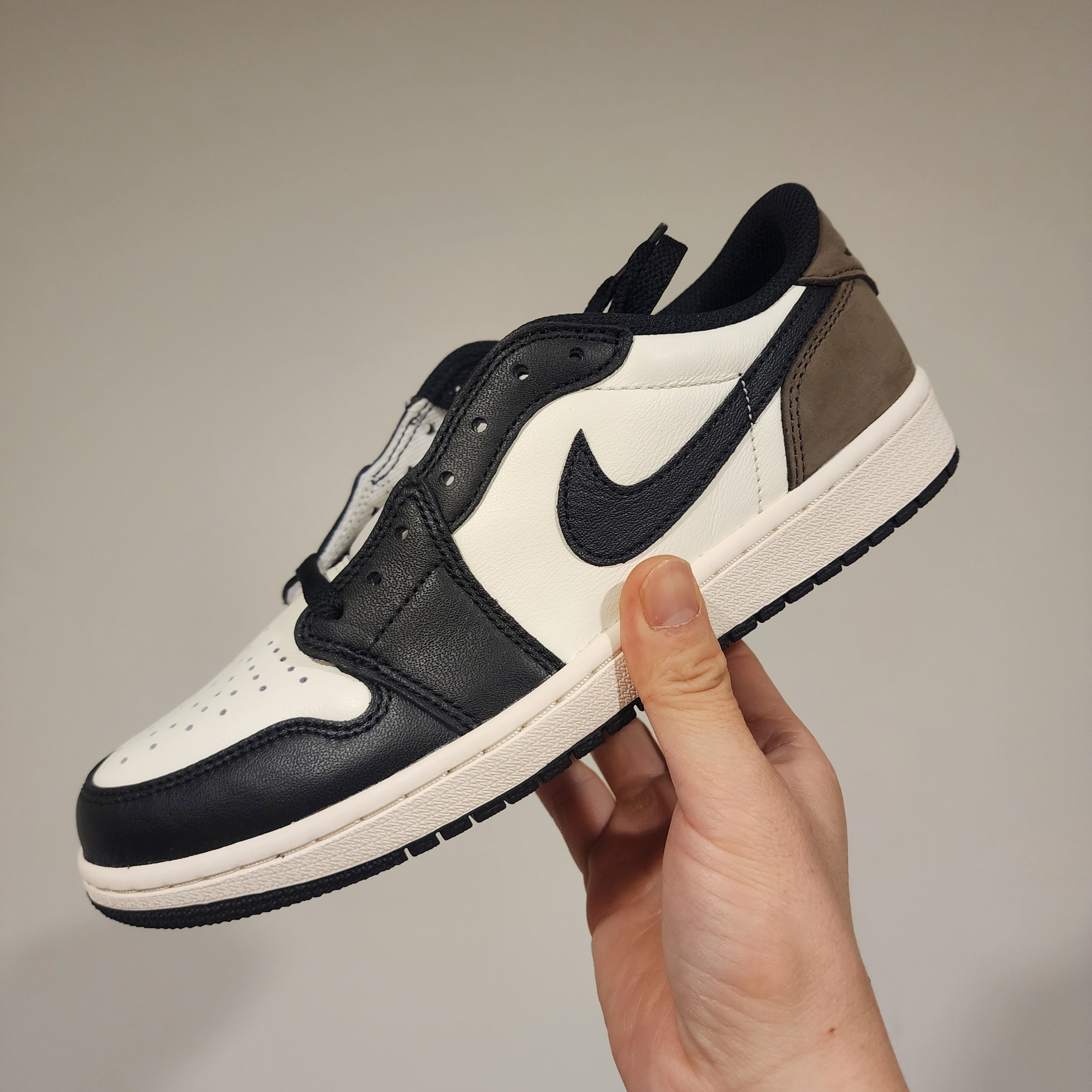 Jordan mocha | KREAM