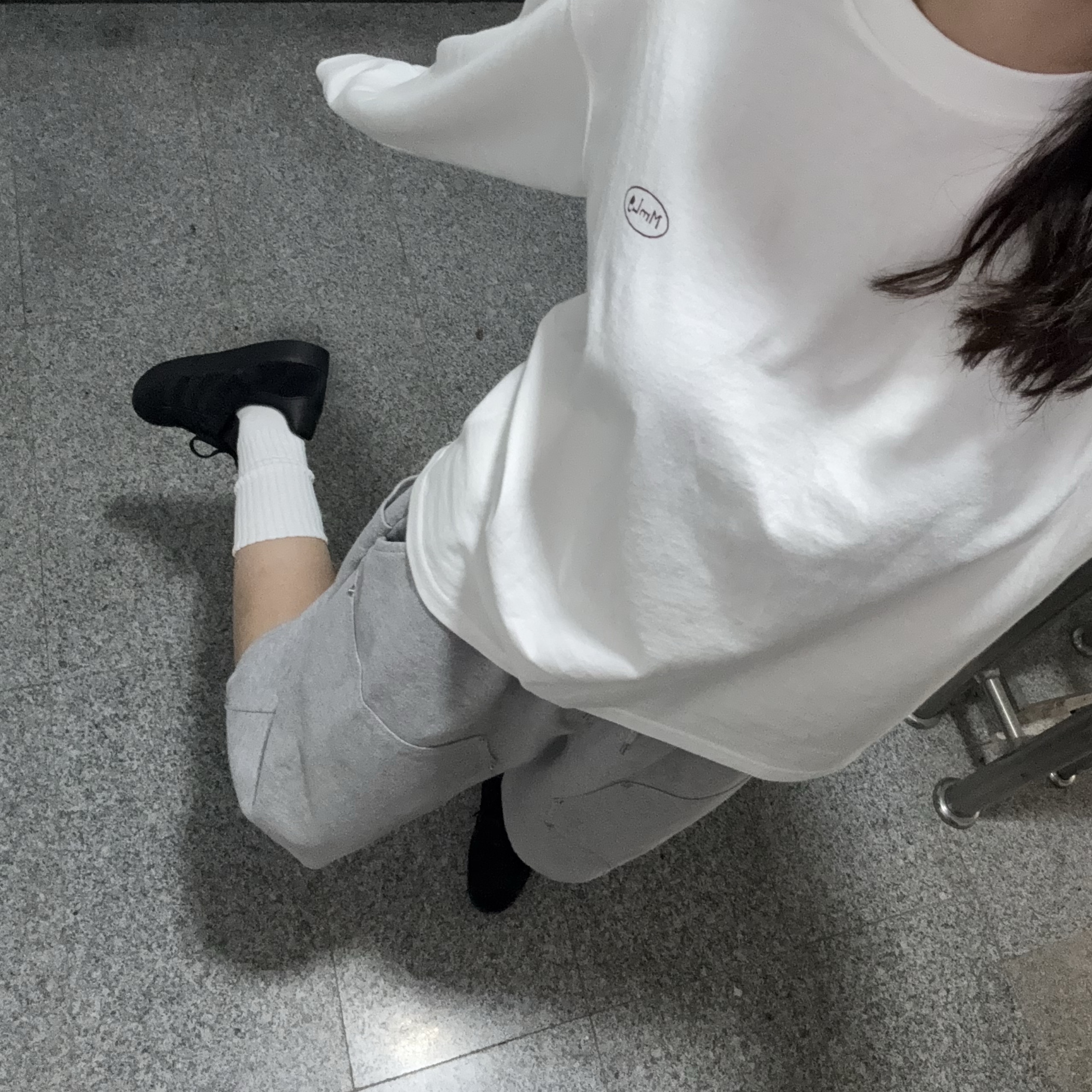 240도 크다 | KREAM