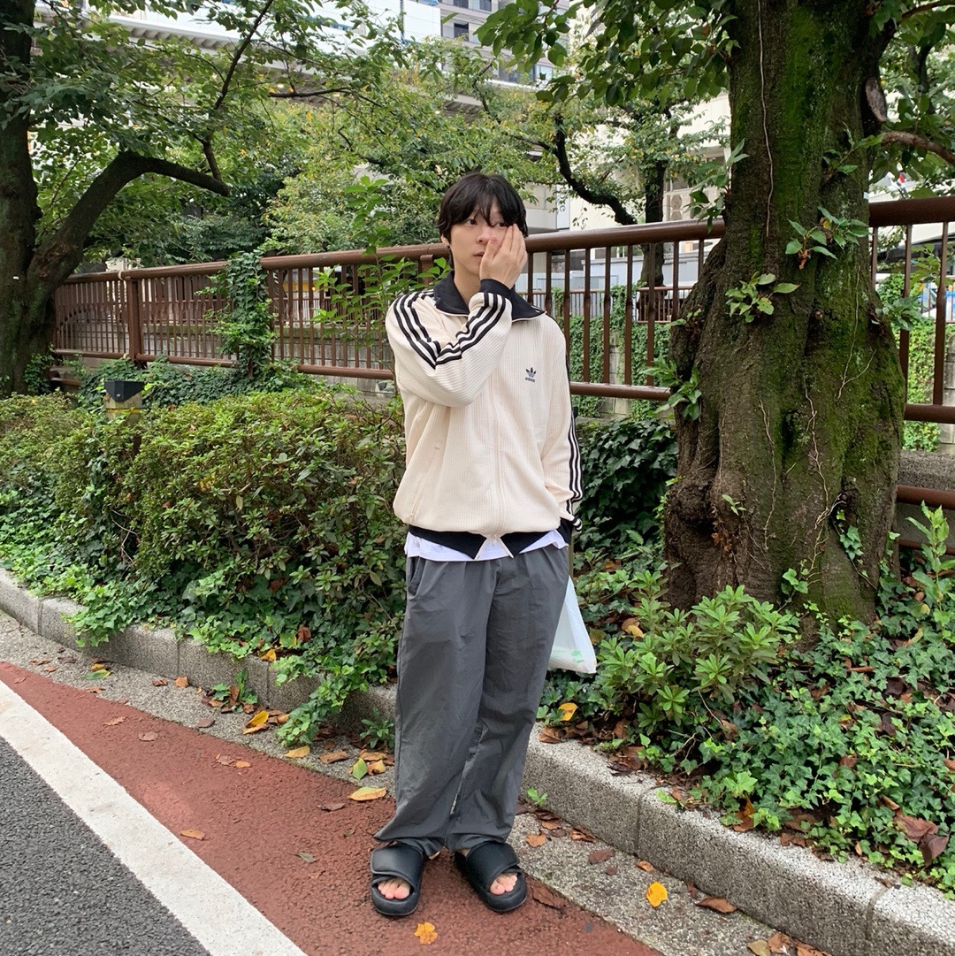 정이한 (@2_han) 님의 게시물 | KREAM