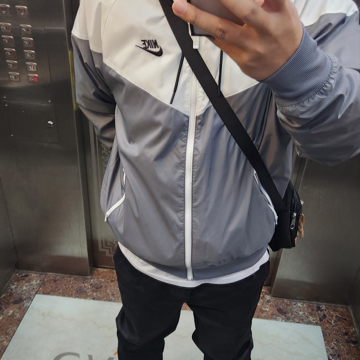 라루사 (@gok8tt) 님의 게시물 | KREAM