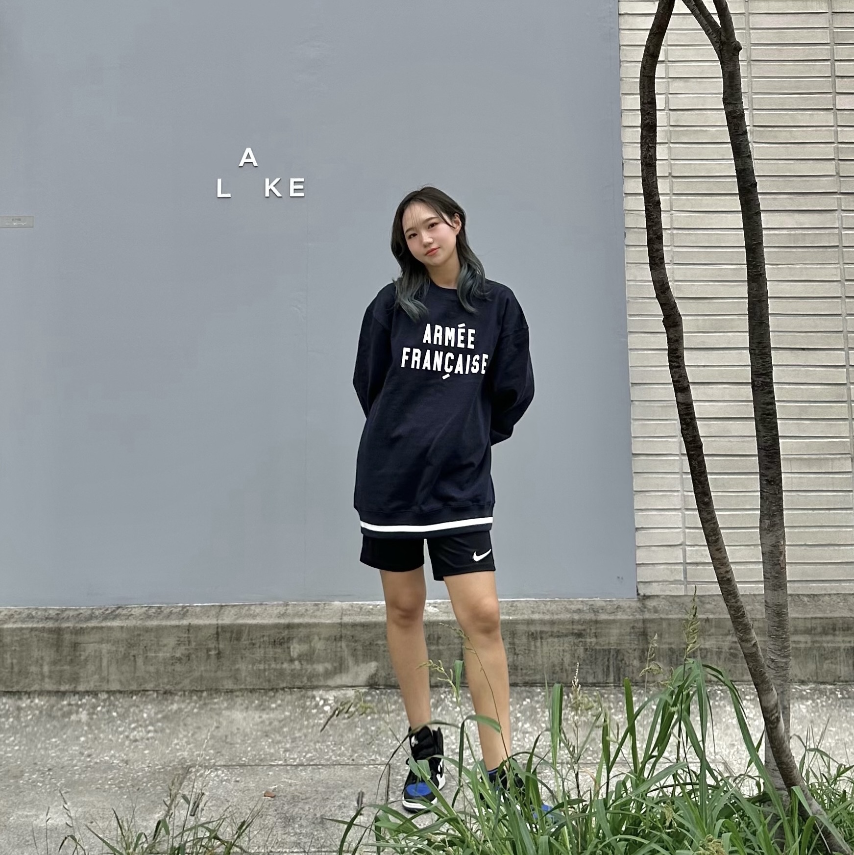 두나 (@_d2_n4) 님의 게시물 | KREAM