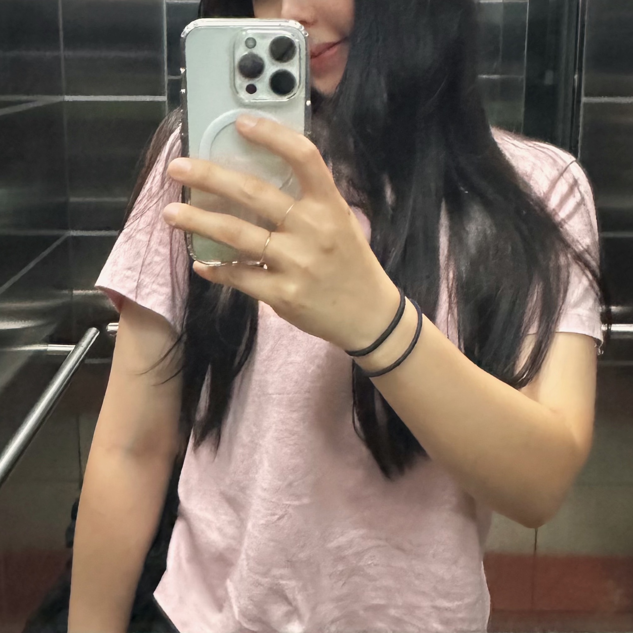 벌스데이 T | KREAM