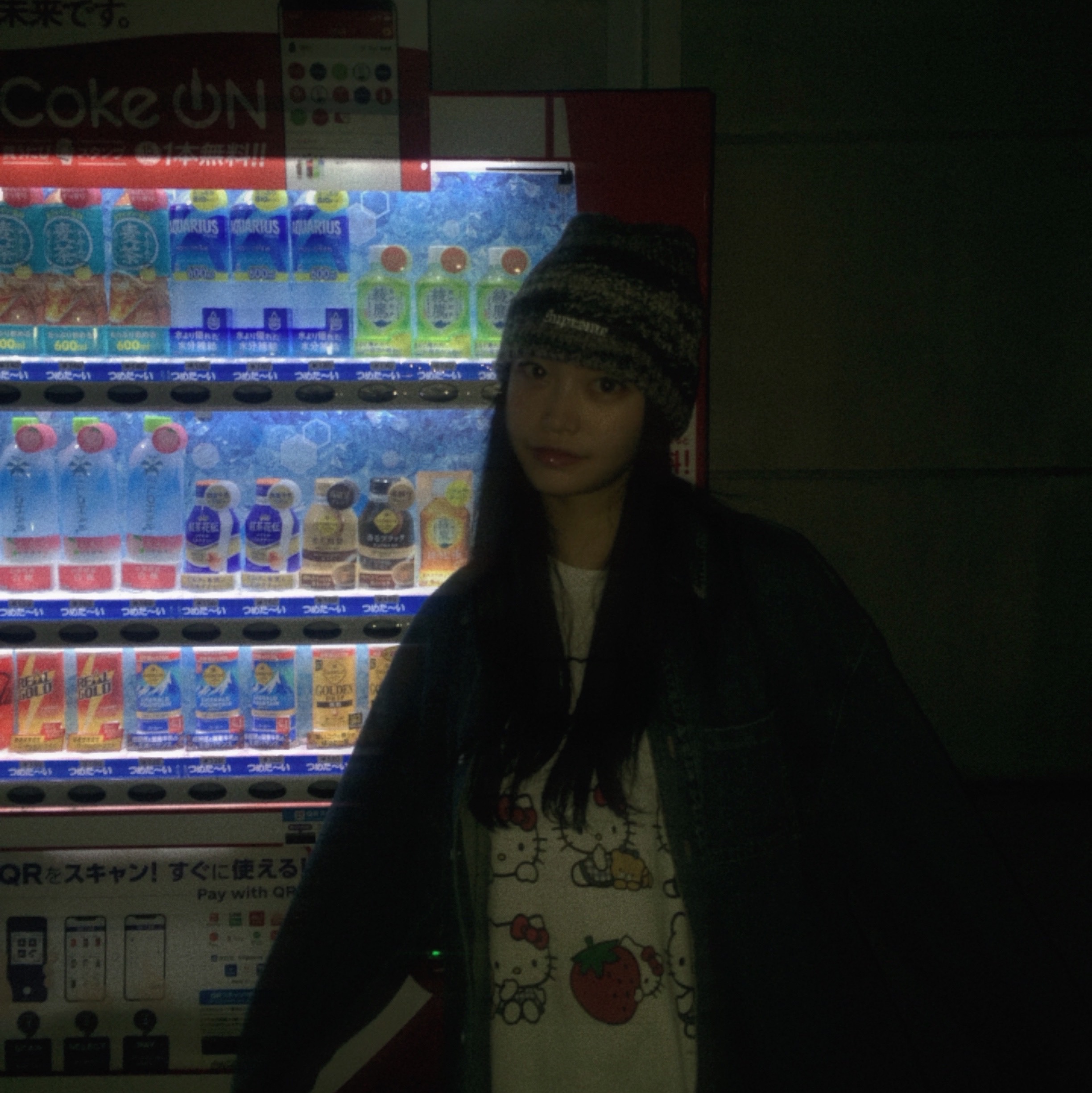 여니 (@yeonne) 님의 게시물 | KREAM