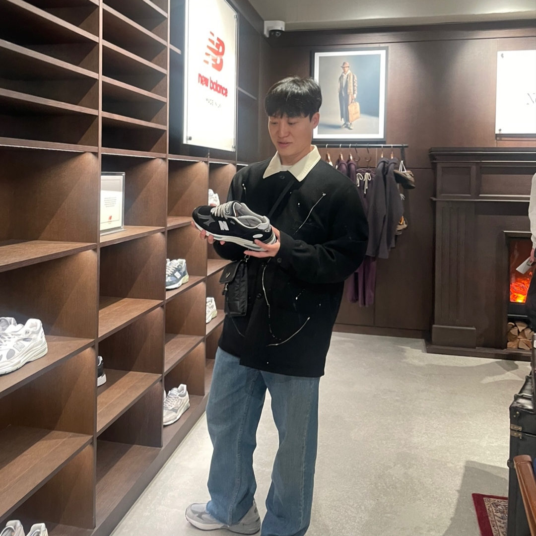 993신고 성수 팝업 놀러가기~ | KREAM