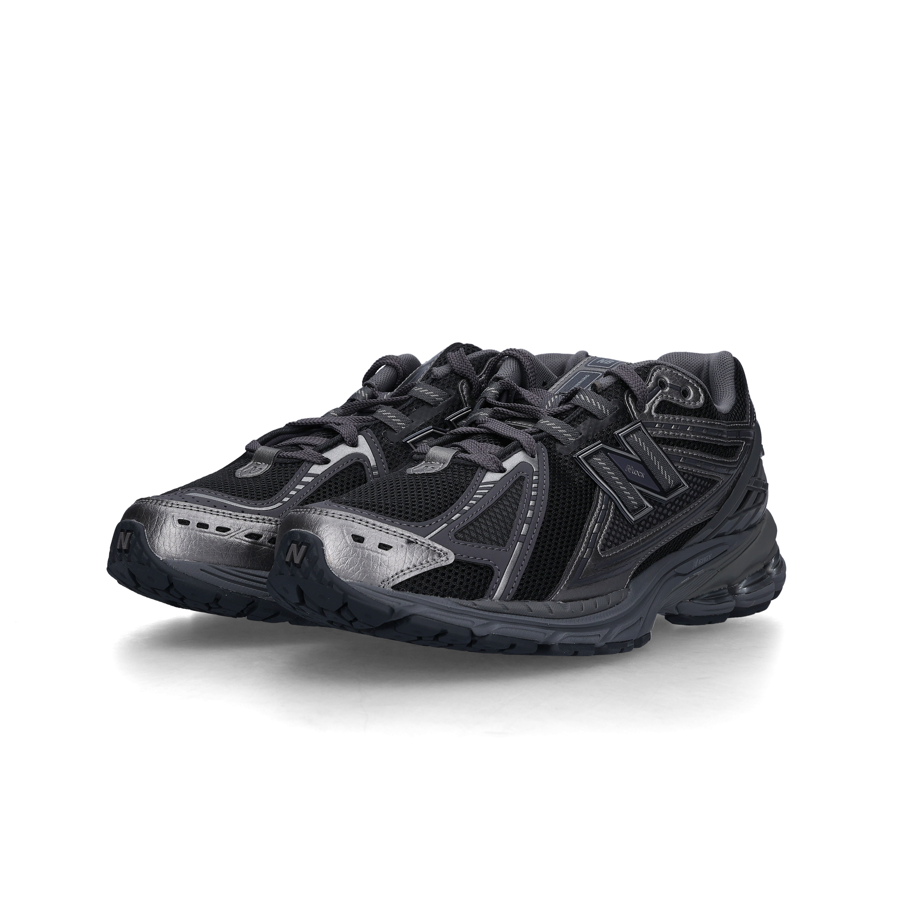 뉴발란스 1906R 블랙 | KREAM