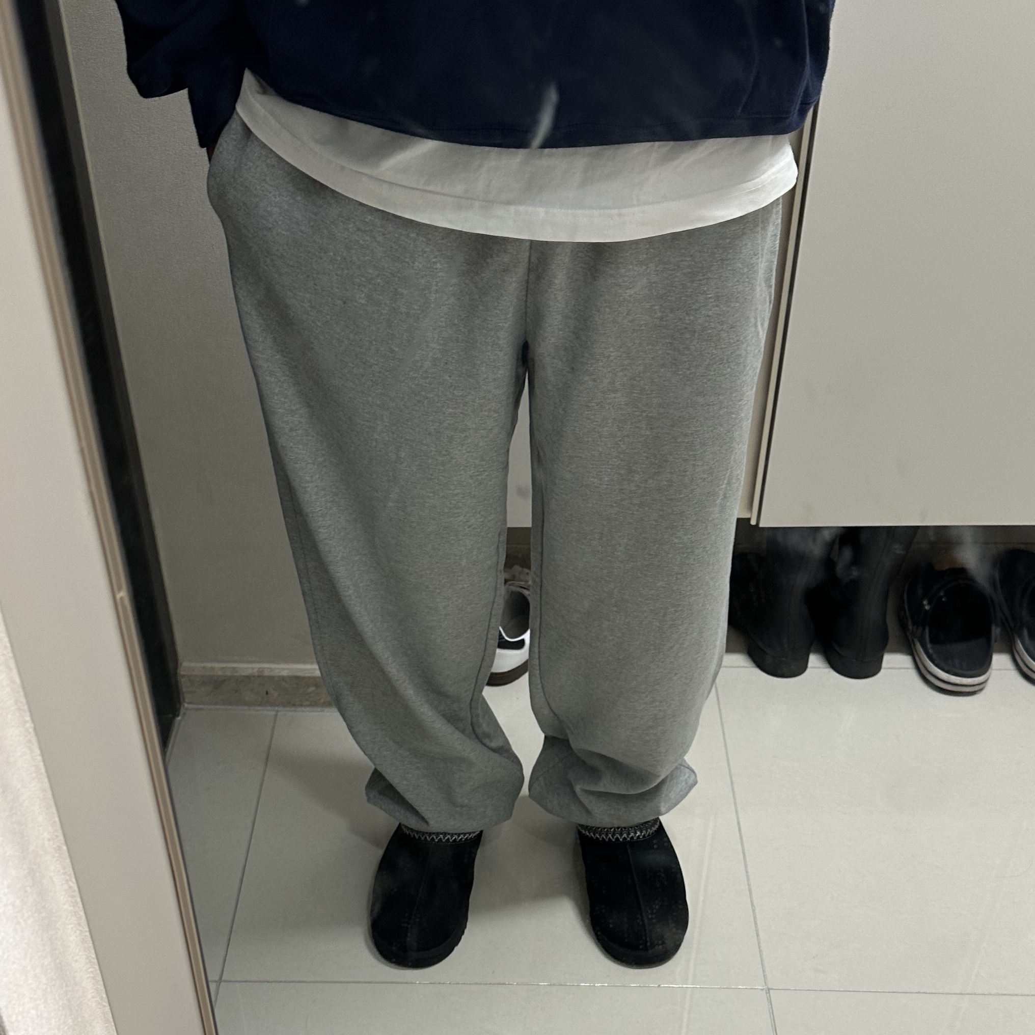 어그사이즈 궁금하면 500원 | KREAM