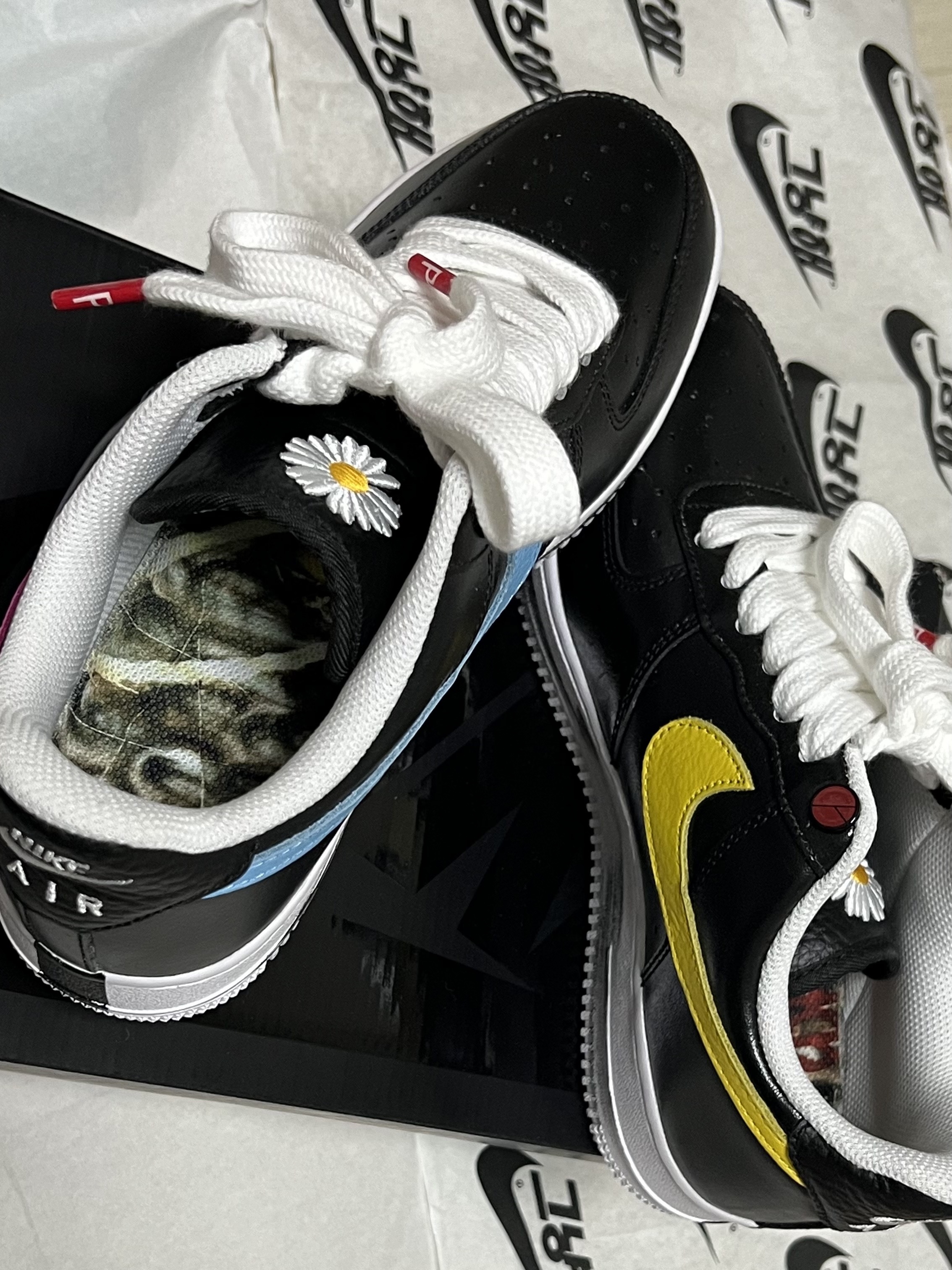 (@jjjjjh) 님의 게시물 | KREAM