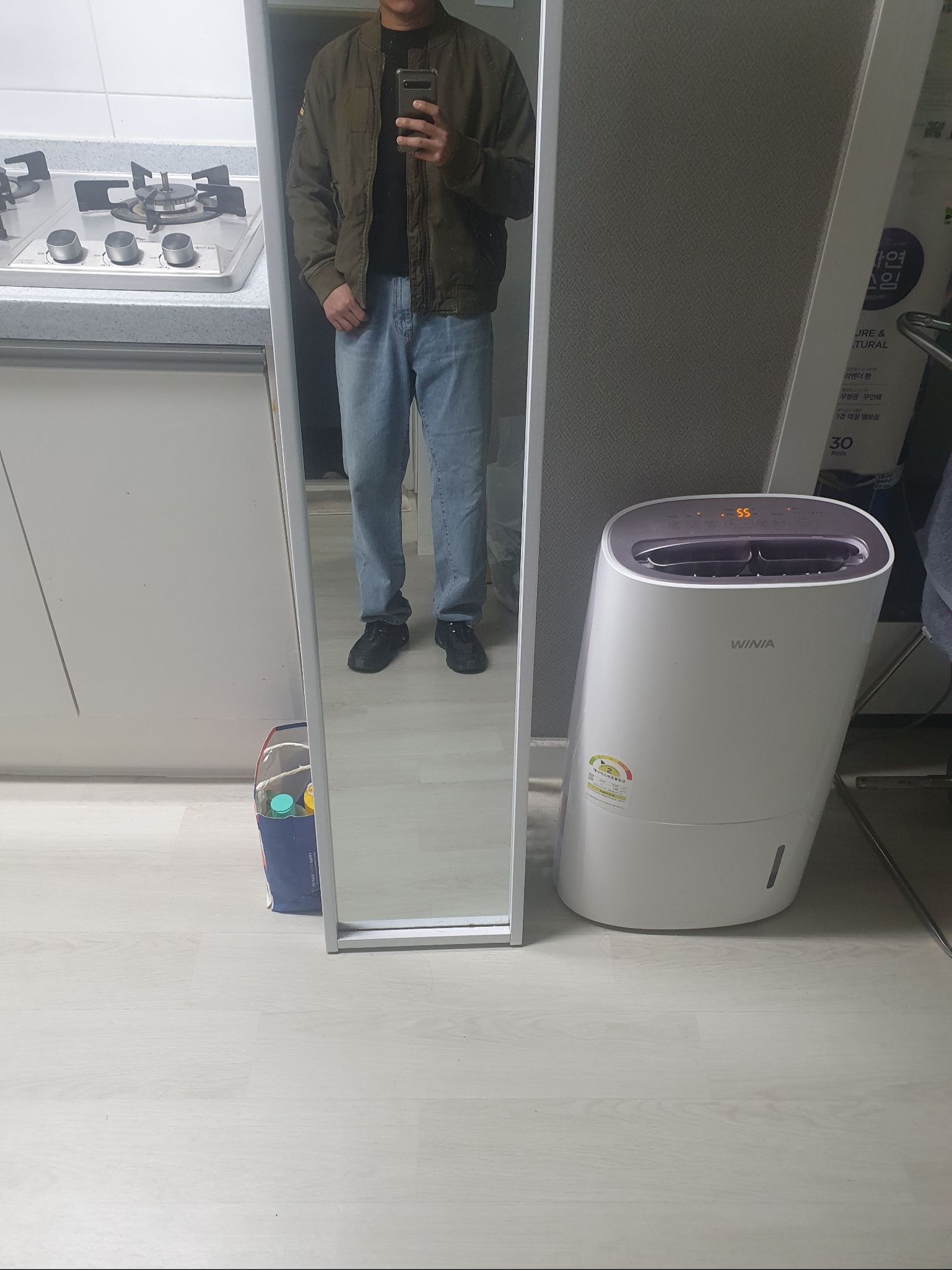 (@seven77) 님의 게시물 | KREAM