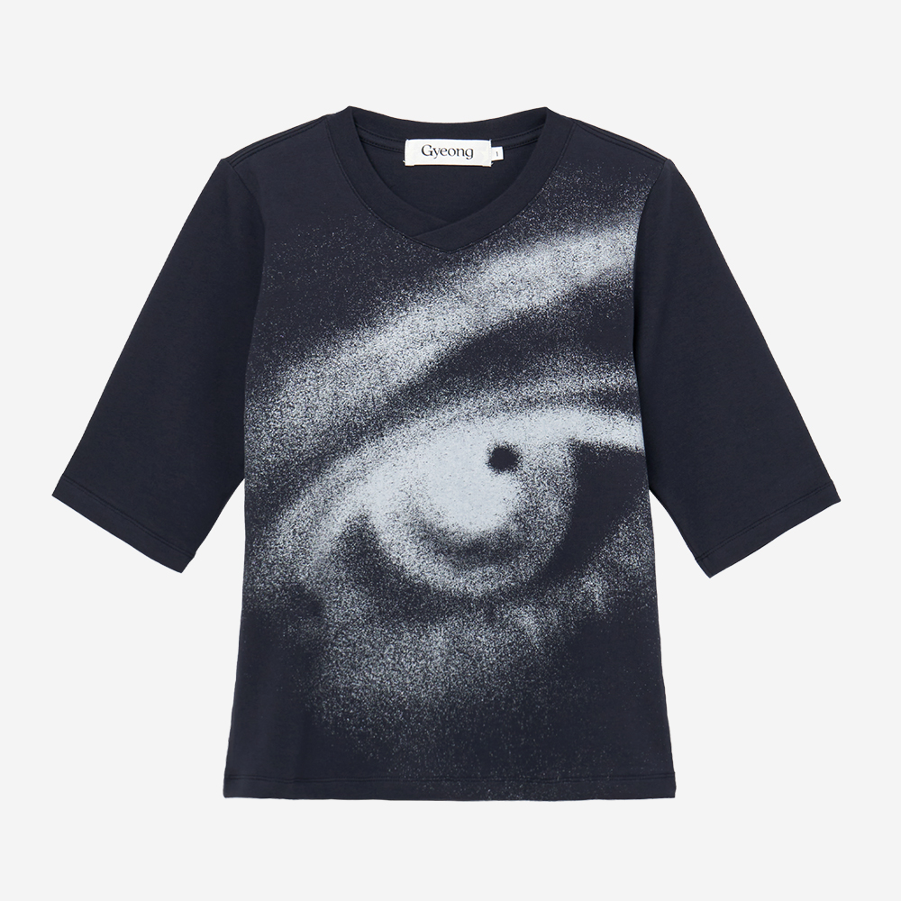 경 EYE 5슬리브 티 차콜 | Gyeong | KREAM